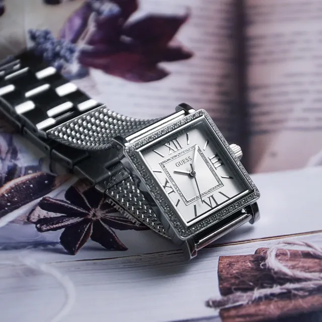 【GUESS】白面 銀殼 銀刻度 米蘭+不鏽鋼錶帶 晶鑽方型腕錶(W0826L1) - momo購物網 - 好評推薦 -2023年11月