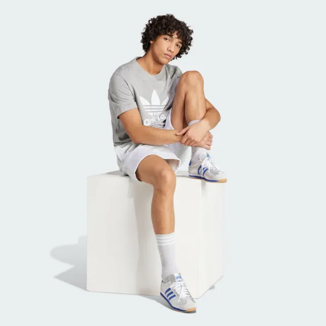 【adidas 官方旗艦】VRCT 運動短褲 男 - Originals IS2891 - momo購物網 - 好評推薦 -2024年8月